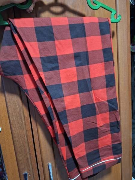 Pijama sotiladi yangi