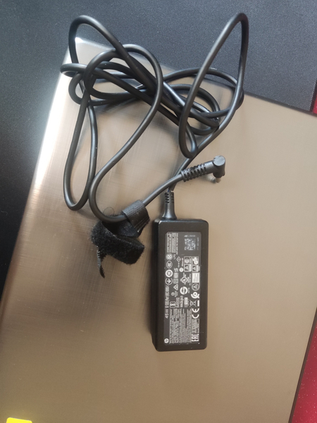 HP Stream(14-ds0013dsx) 14