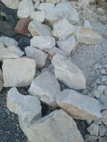 Landshaft dizayni uchun tosh maxsulotlari miz bor