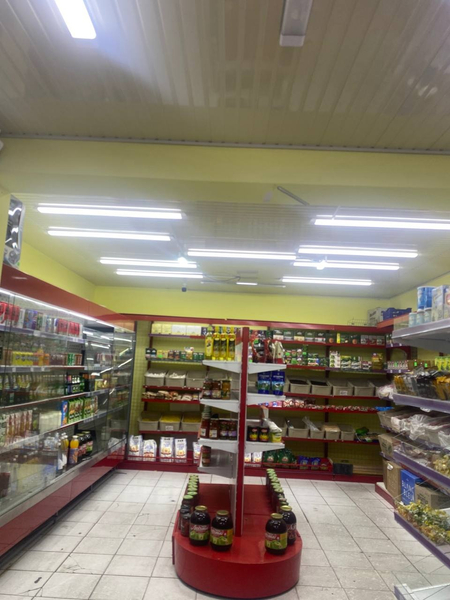 Biznes sotiladi Tayyor yurip turgan joy