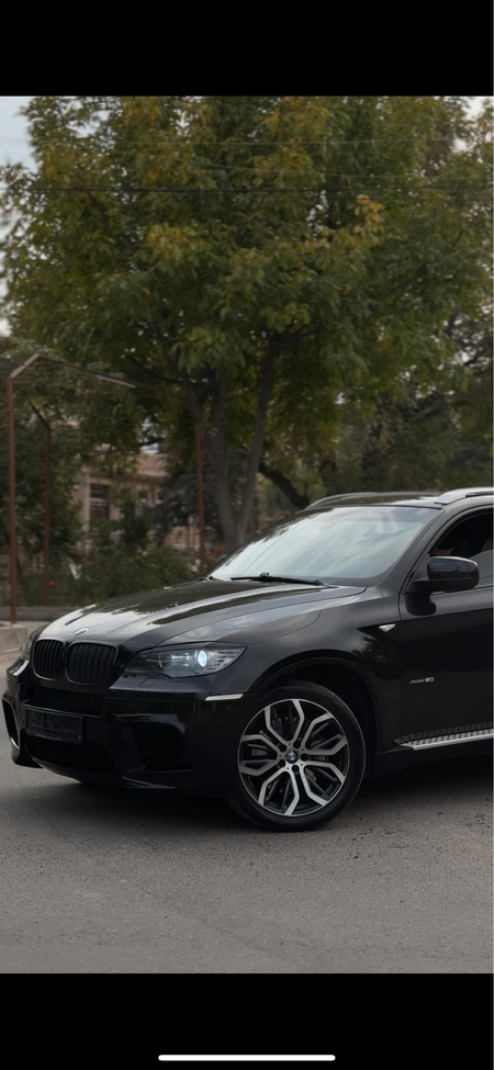 BMW X6 4.4 Twin Turbo ideal