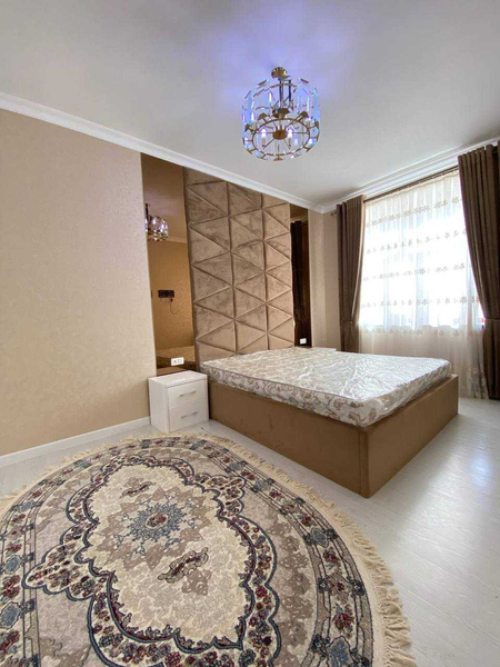 4х комнатная квартира на 5 этаже 90 кв/м в Самарканде