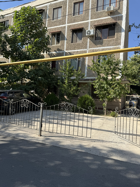 Сдаеться в аренду только для семьи!