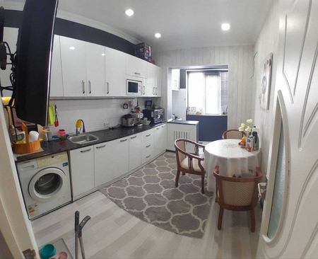 Продаётся своя кв. с рем., меб. и тех. 2/9/9Ул. Бабура 82800 торга нет