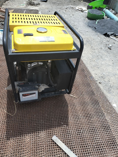 Generator dvijok генератор движок