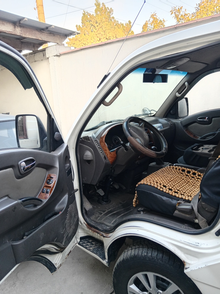 Hyundai porter 2