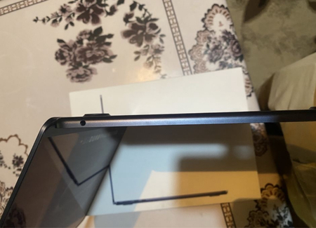 Macbook air M2 midnight  8/256 LL/A