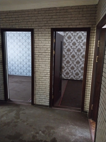 Муйнак районы Бердак кошесиндеги кв ижарага бериледи