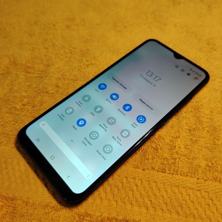 Samsung A02s sotiladi