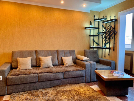 Тараса Шевченко • 6-комн • 140 м² • этаж 8/9 • [КР:33468]