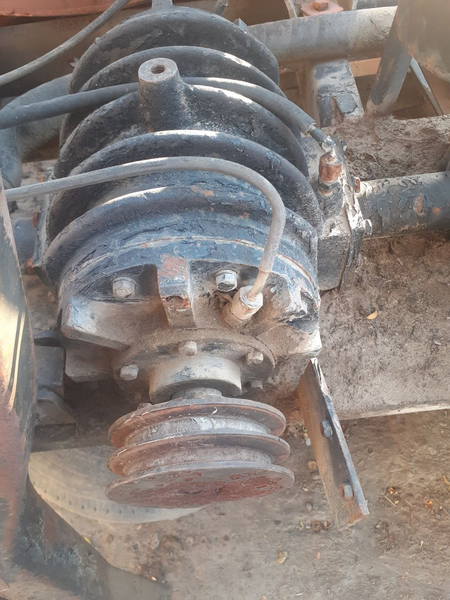 Isuzu gavnavoz bochka.