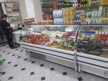 Витрина холодилник