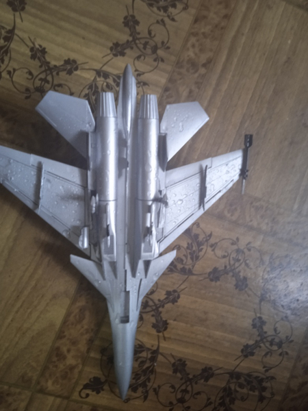 Модель самолёта Су-27