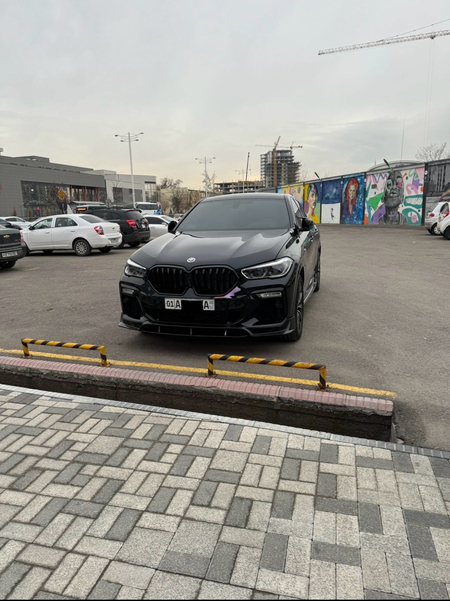 Продам BMW X6 G06
