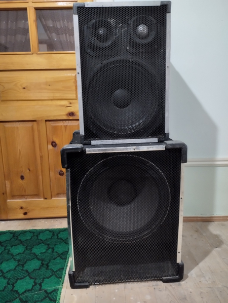 Muzikalniy apparatlar komplekt