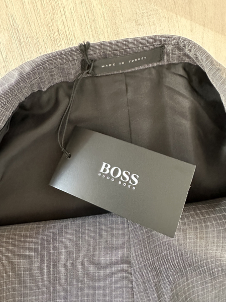 Новый костюм от Hugo boss