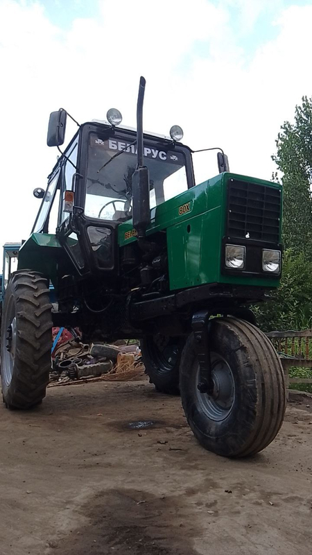 MTZ Belarus 80 x