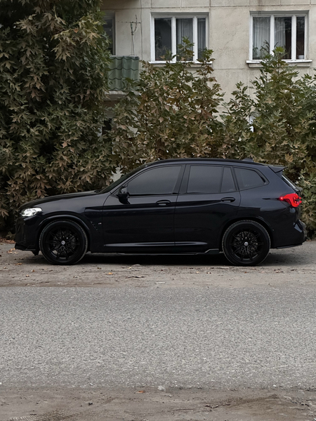 BMW iX3 с пробегом