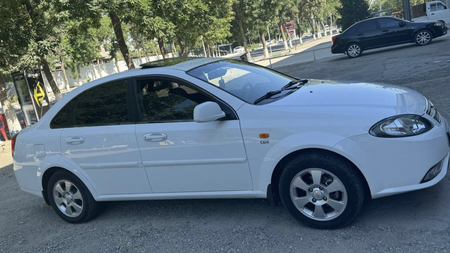 Chevrolet lacetti 3 позиция с люком abc автомат