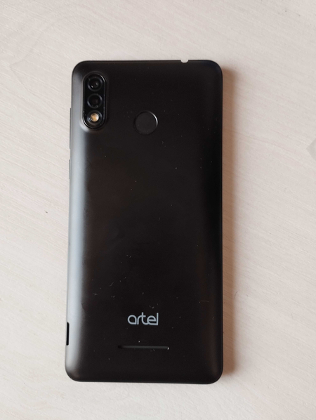 Artel ekrani katta xotirasi 16G
