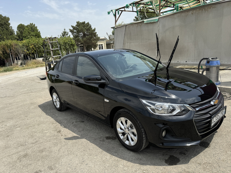 Автомобиль Onix LTZ