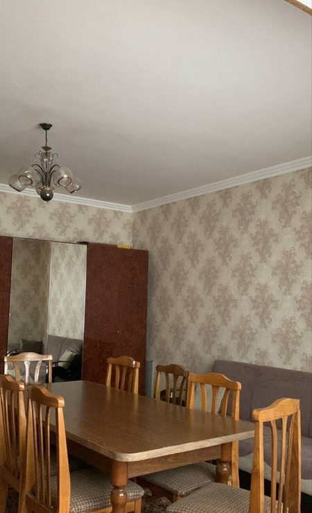 Продаётся на Риёзий паркентский 3ком