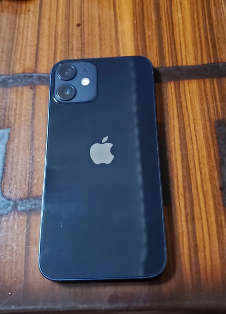 iPhone 12 mini, 64 гб, в отличном состоянии