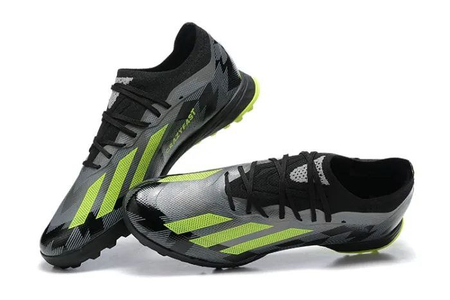 Сороконожки от Adidas X