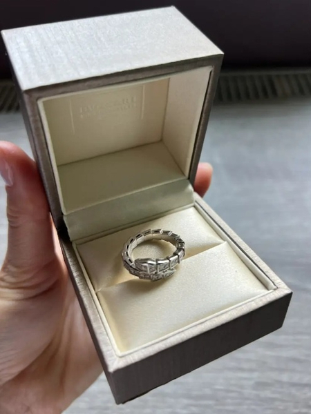 тренд модел Bulgari белое золота 585