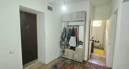 Продаётся квартиры  2/2/4 Ориентир Жк Юнусабад Риззедент (J2445)