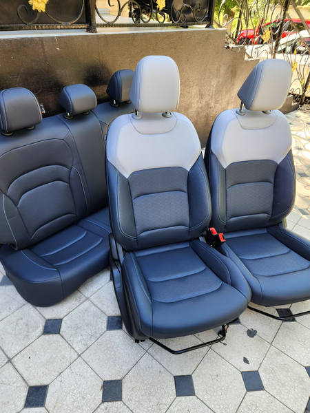 Сиденя от Lasetti Cobalt Nexia