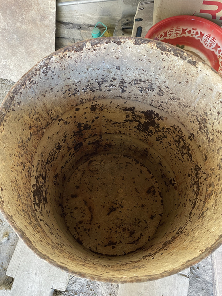 bochka kattasi 200ltr kichigi 60 ltr
