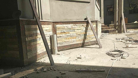 Korka va sokil ishlarni qilamiz. Va fasad travertine.  Jetukiy qilamiz
