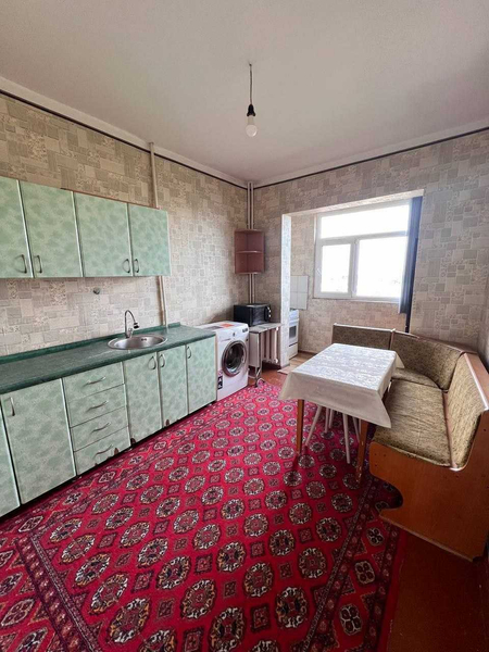 Продается 2-х комнатная квартира на Лабзак Ц-13
