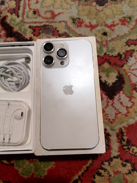 Iphone xr 15 qilgan sotiladi