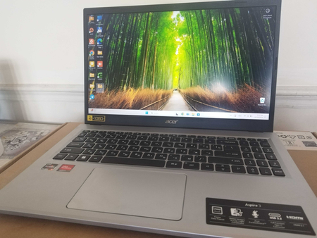 Kompyuter Acer Aspire 3