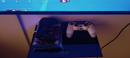 Playstation 4 Slim