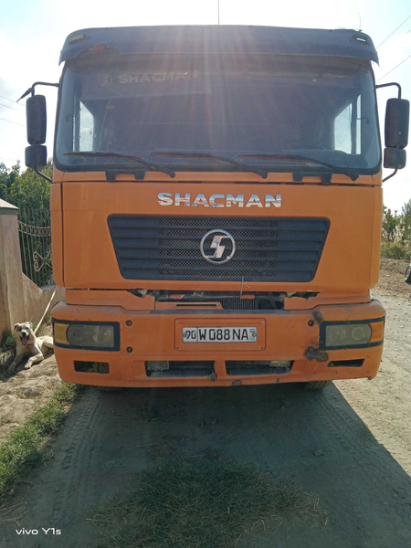 Shacman sotiladi 2012 yil.