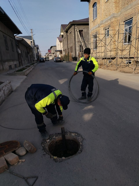 Kanalzatsa xizmatlari.