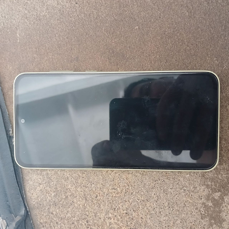 A 35 5g holdi idila