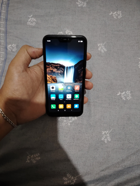 REDMI 6 PRO Holati ideal tinniq 4/64