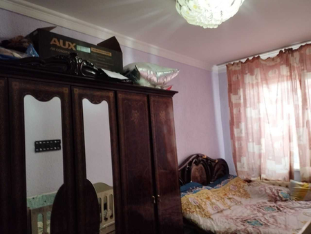 продаётся квартиры 4/4/4 83 м²,на Юнусабадском р-не 6-й квартал(J1227)