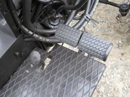 Traktor Belarus 321 yangi bolib tolashga beriladi