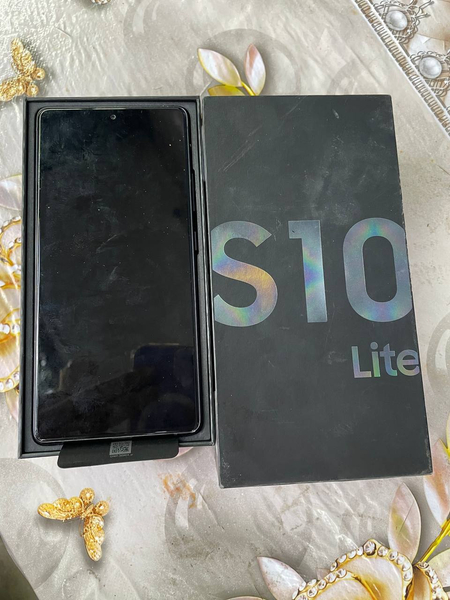 S10 lite зор холати айби йо ремонт бомаган срочно пул кере