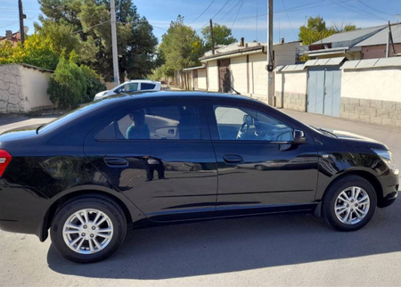 Продается свой автомобиль Chevrolet Cobalt