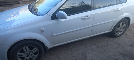 Lasseti 1.8 100 metan gaz hichqanaqa ishi yoq tes monitor 7d polik
