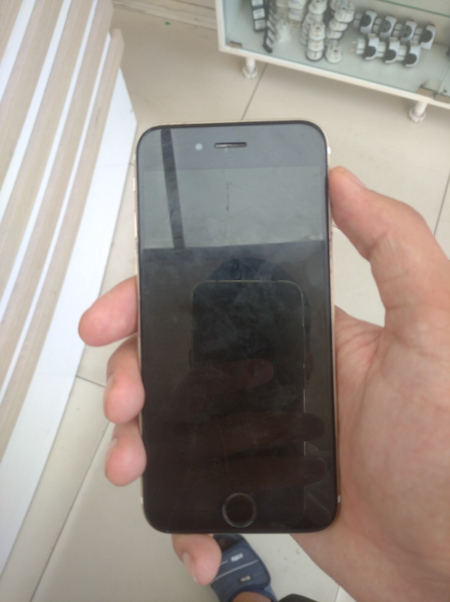 Iphone 6 iwlidi aybi bor