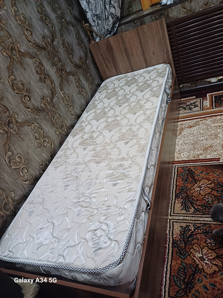 Продается Кроват