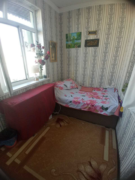 Продаю двухкомнатную квартиру , переделанную в трехкомнатную