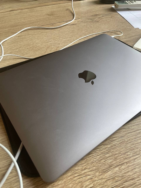 Macbook Air 13 inch (2018)